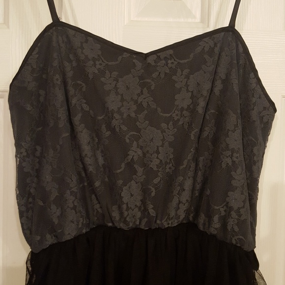 Carrie Allen | Dresses | Carrie Allen Lacy Dress | Poshmark